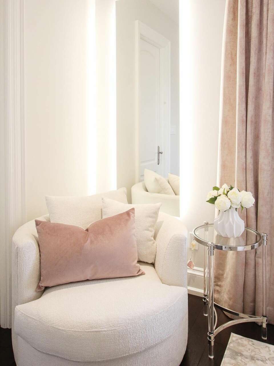 What Colors Go With Rose Gold?