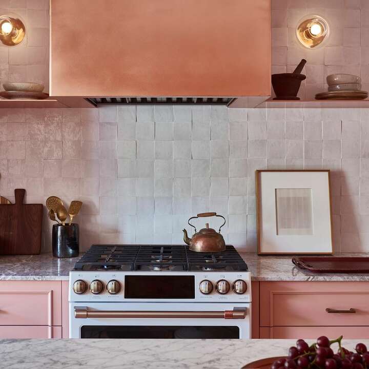 What Colors Go With Rose Gold?