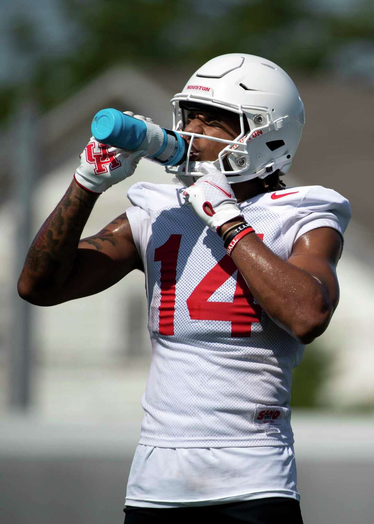 UH football: Receiver Matthew Golden welcomes all balls thrown his way