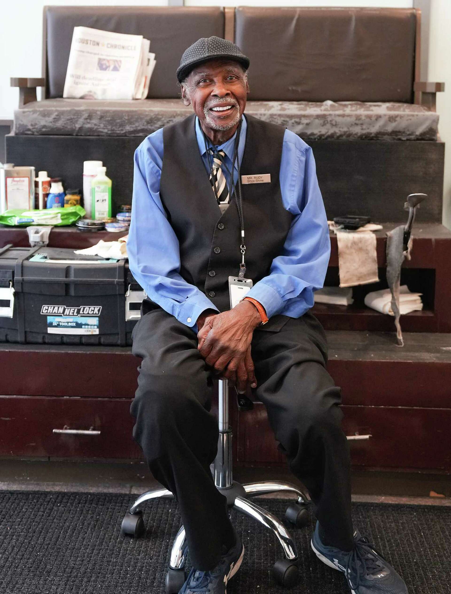 An 88-year-old Houston shoe shiner has no plans of slowing down