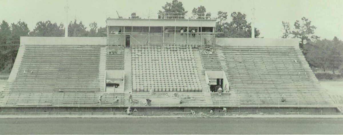 Conroe grads reflect on school's evolution as students return to class