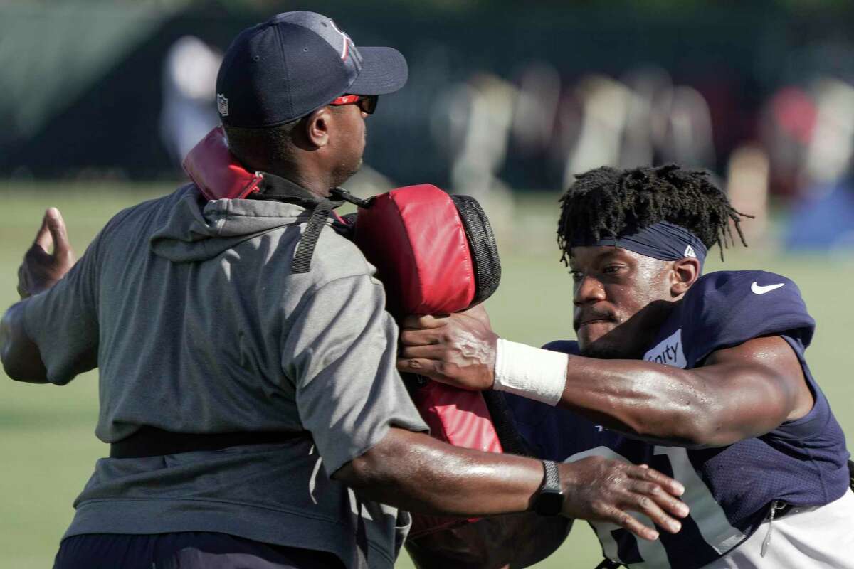 Houston Texans: Scott Quessenberry tears knee ligaments in practice