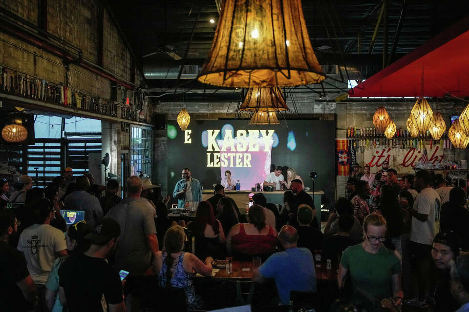 Houston bartenders face off in cocktail competition for cash prizes