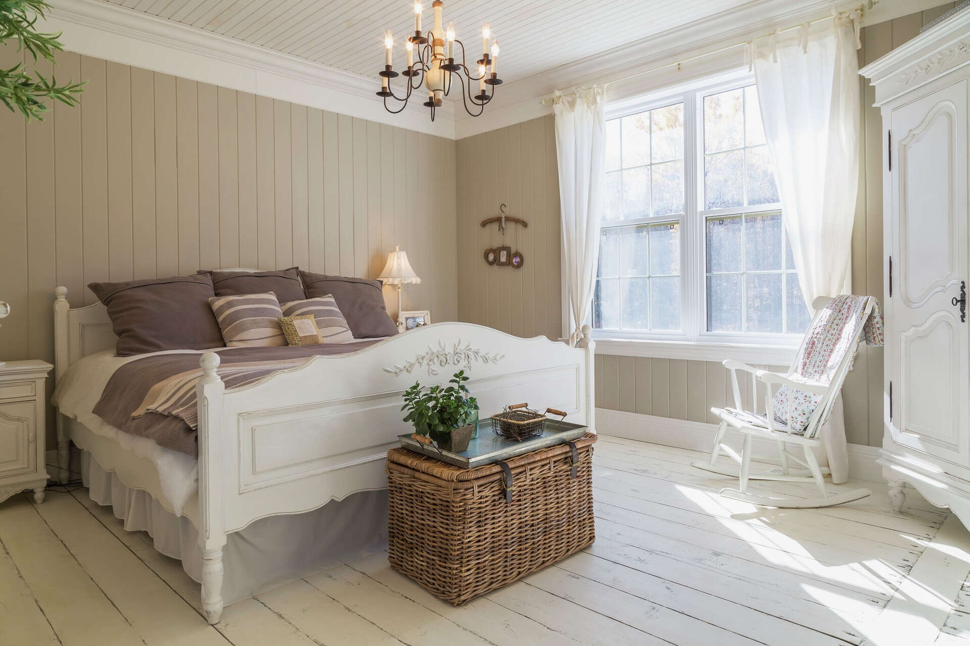 What Colors Go With Beige?