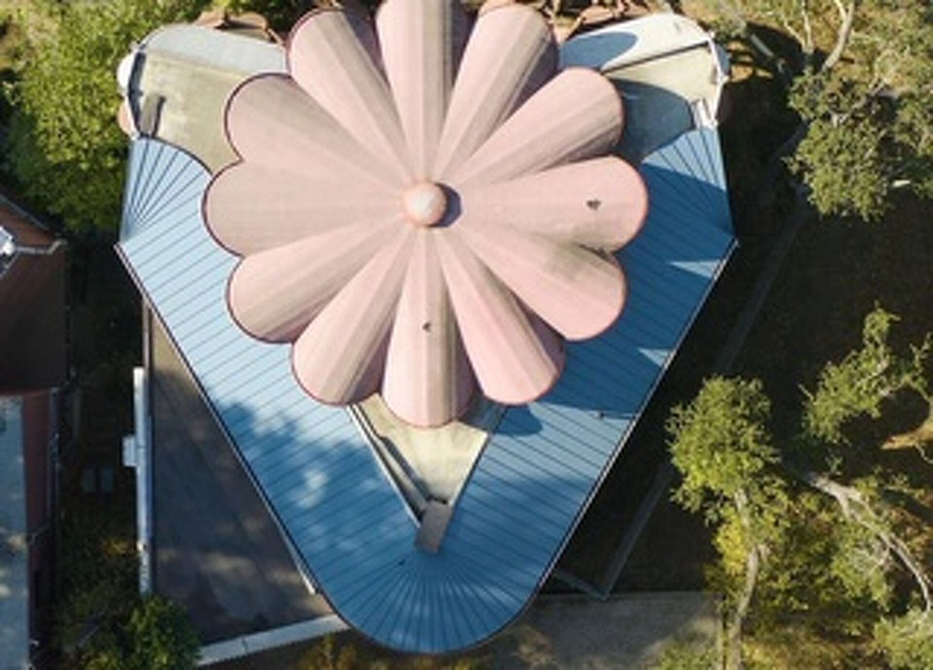 Home with flower roof and sweeping views of SF Bay hits market