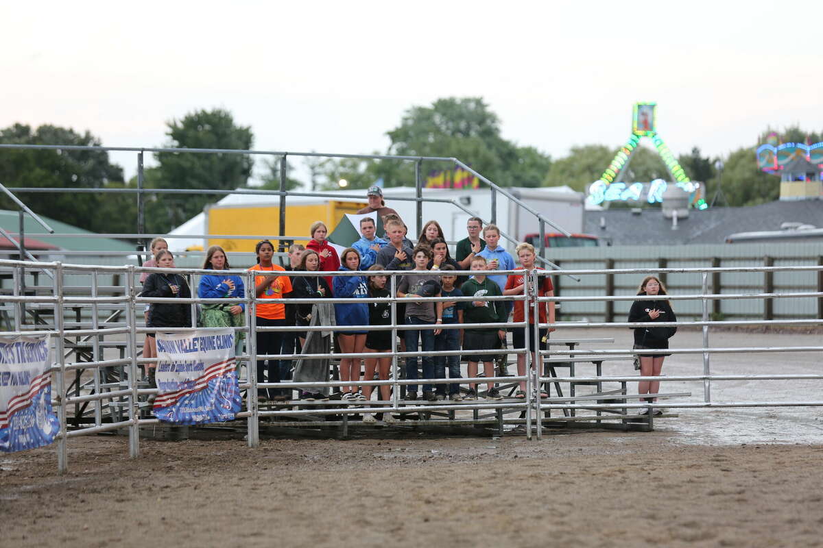 Harsh rain doesn't stop rodeo at Huron Community Fair