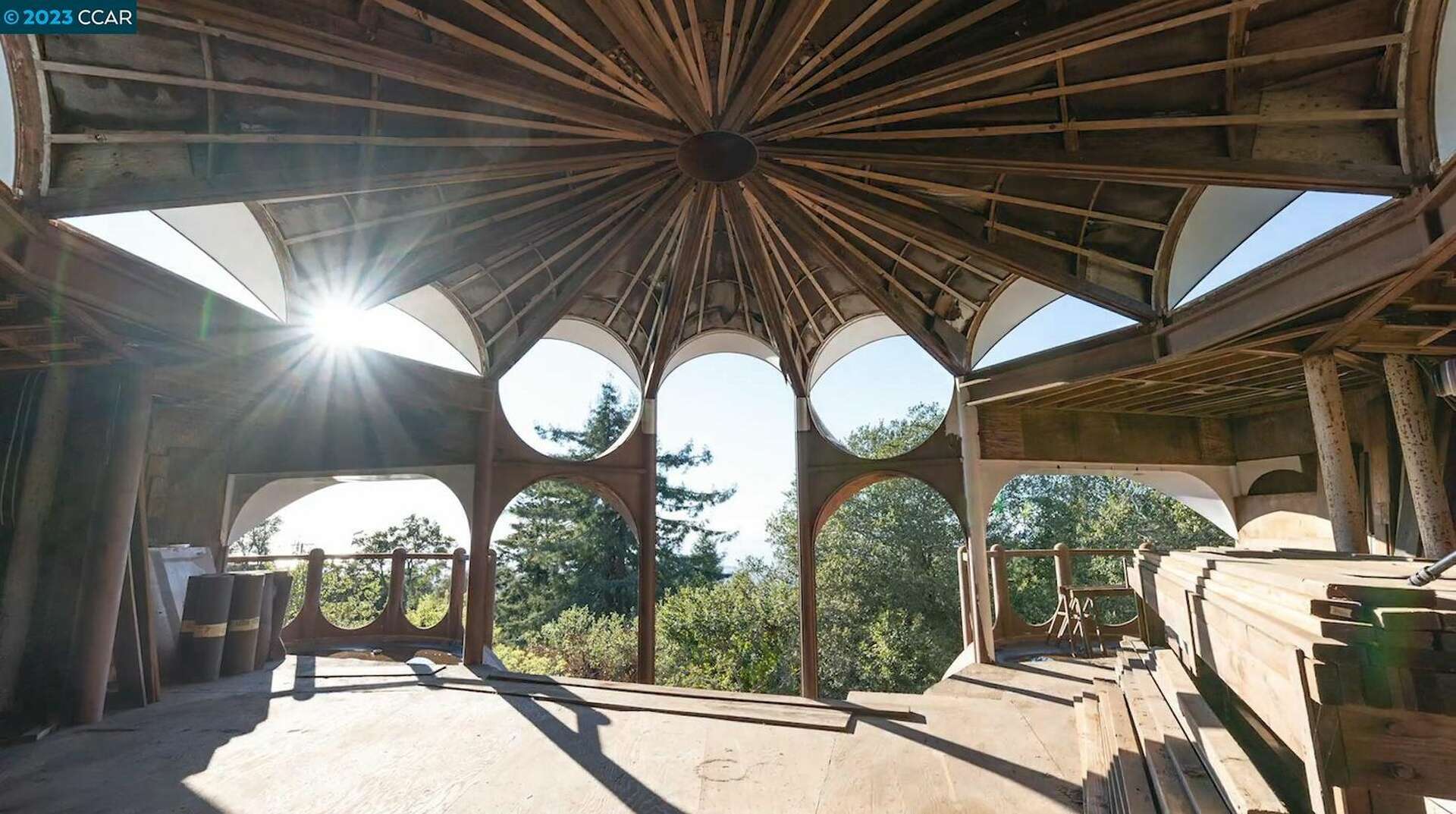 Home with flower roof and sweeping views of SF Bay hits market