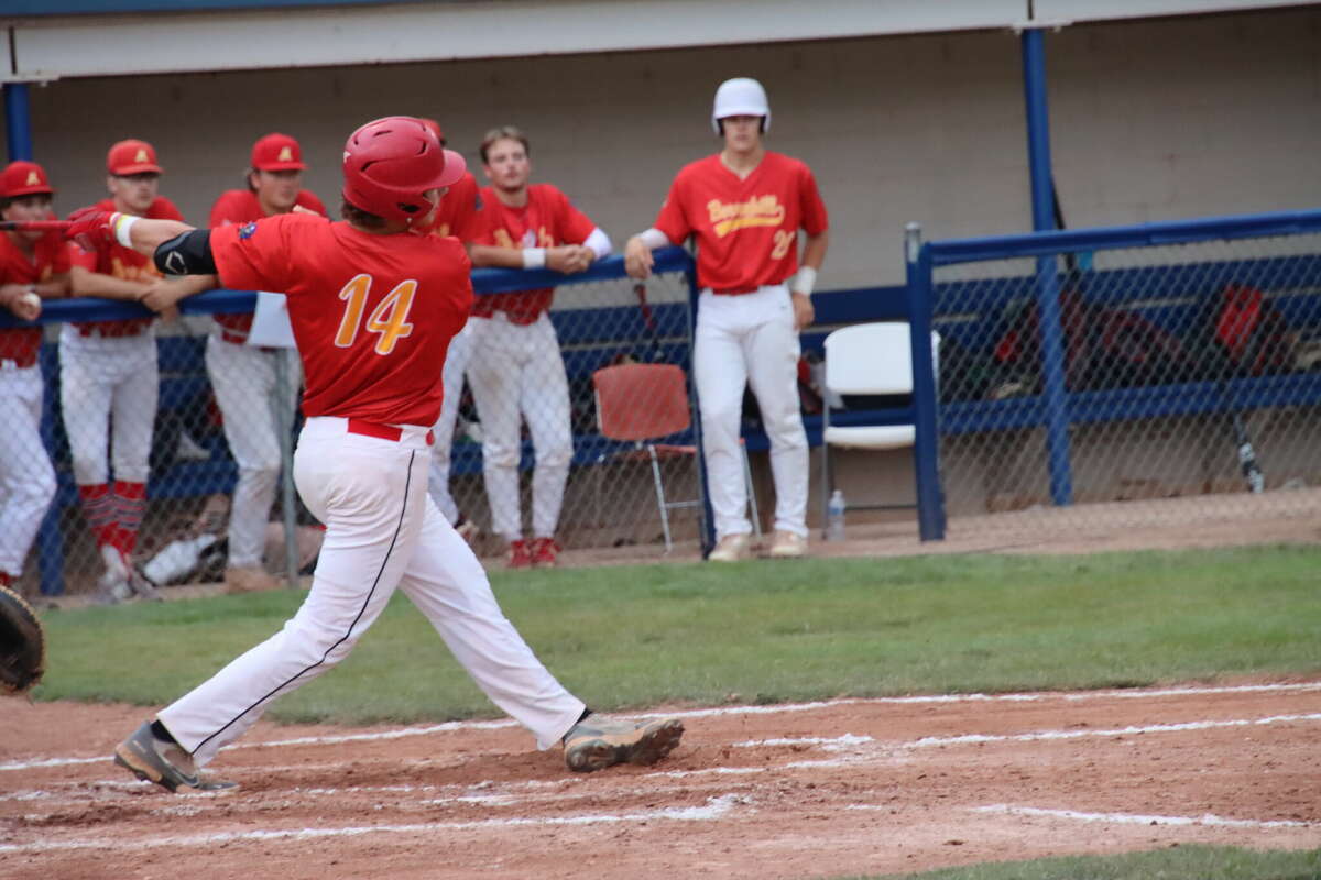 Berryhill wins big, advances to regional WB final