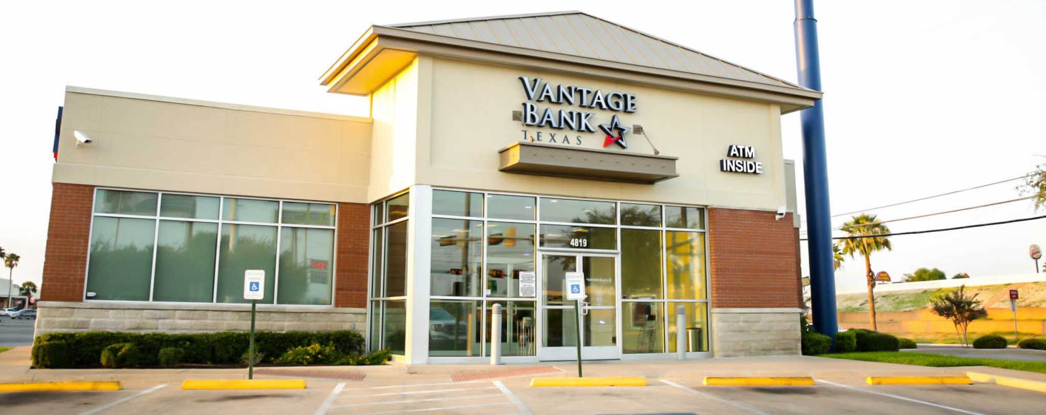 Vantage Bank Texas latest S.A. bank facing lawsuit over its fees
