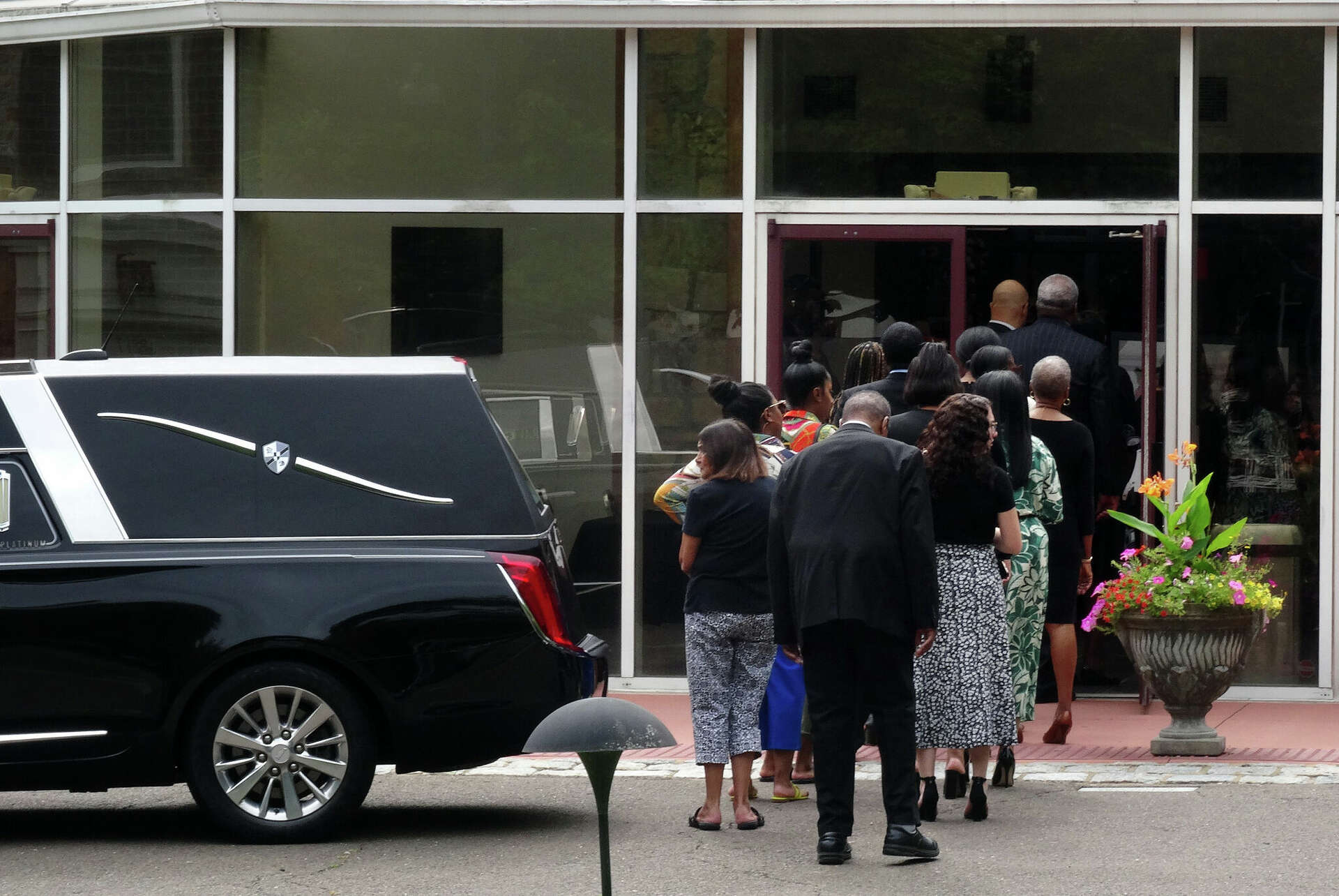 Stamford cop charged in crash that killed Rev. Tommie Jackson