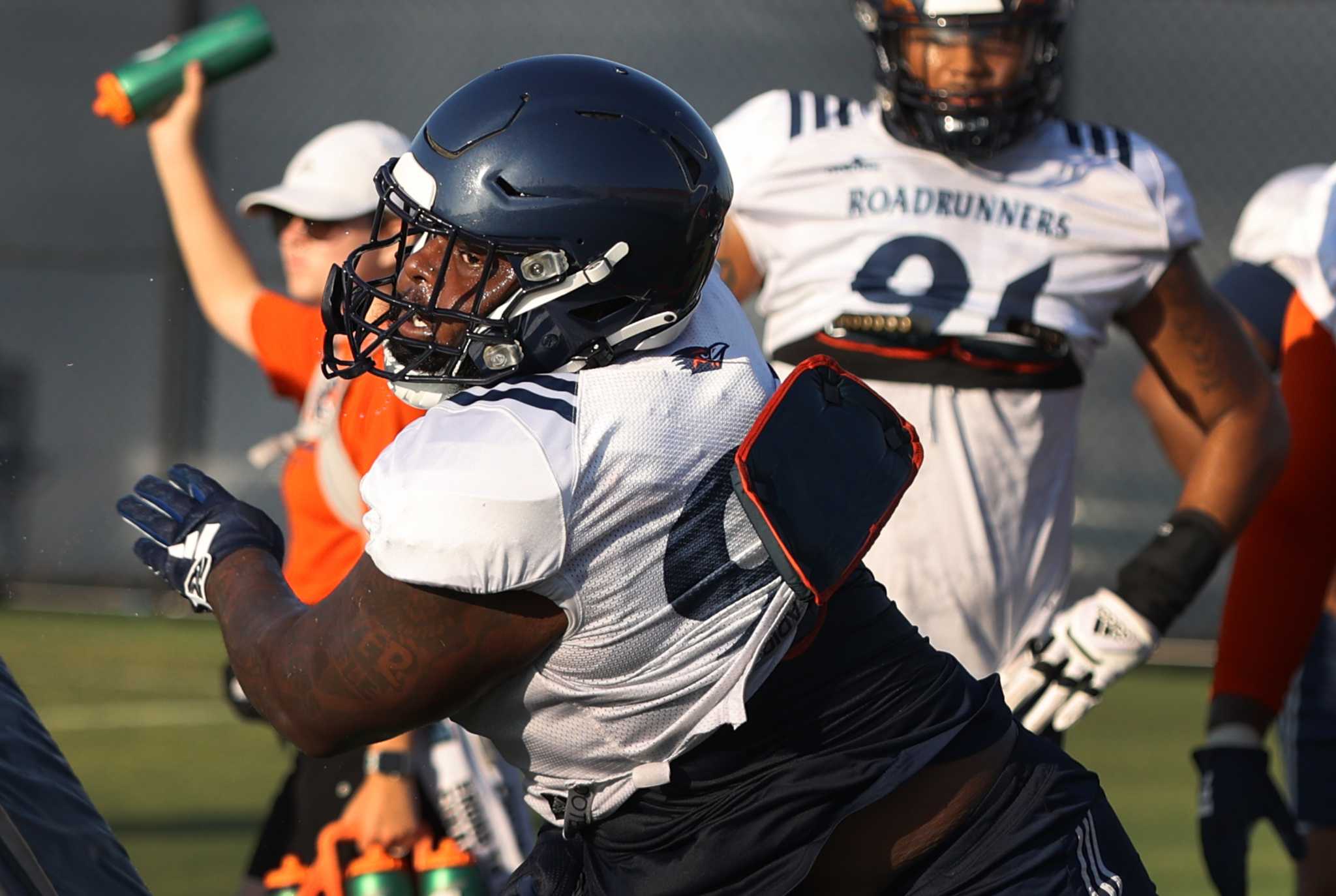 UTSA defensive line stands out behind veteran experience