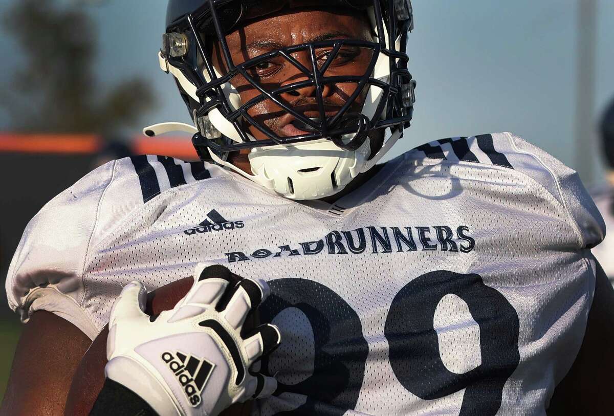 UTSA's Matterson returns from injury for final season on D-line