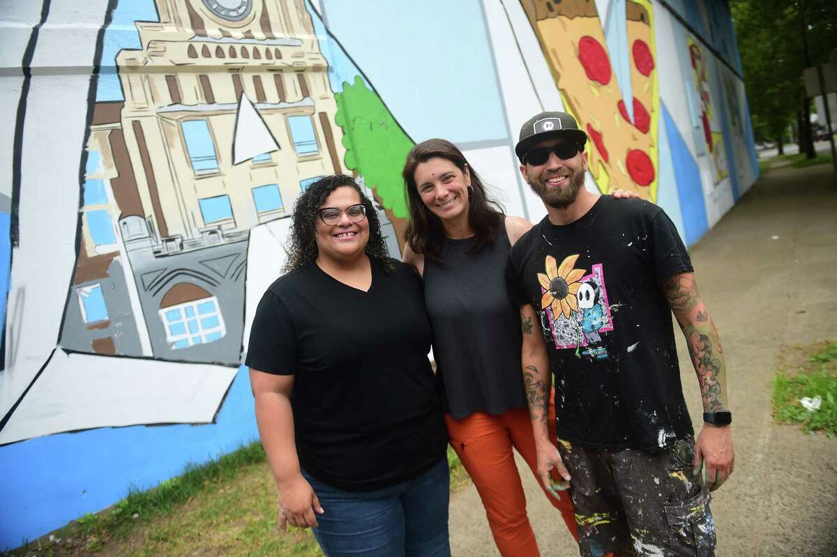 Giant mural celebrating Fair Haven takes shape at Ferry Street