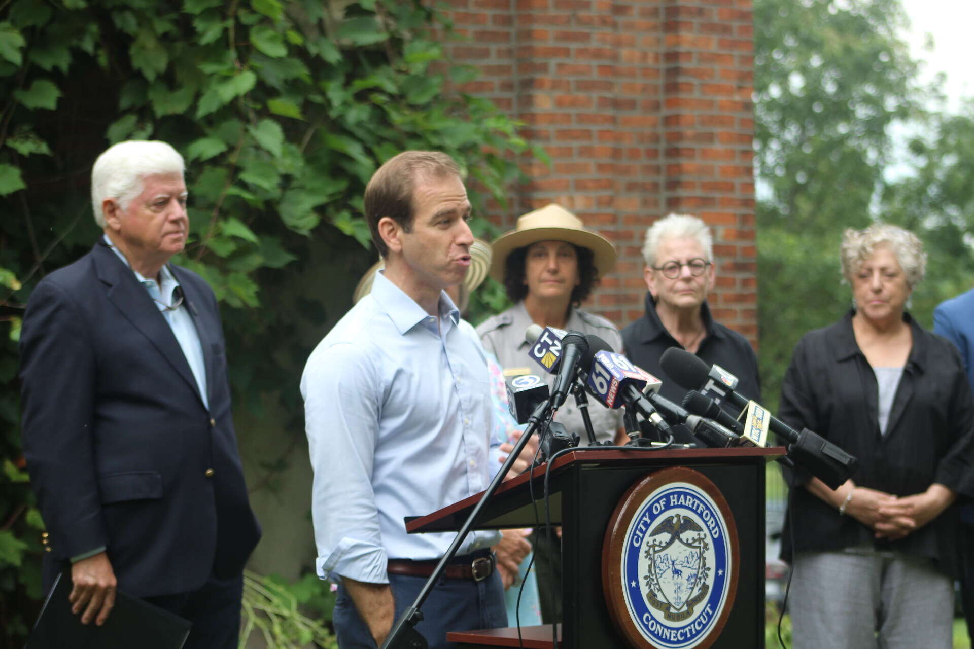 Larson faces his toughest battle as Bronin nears campaign launch