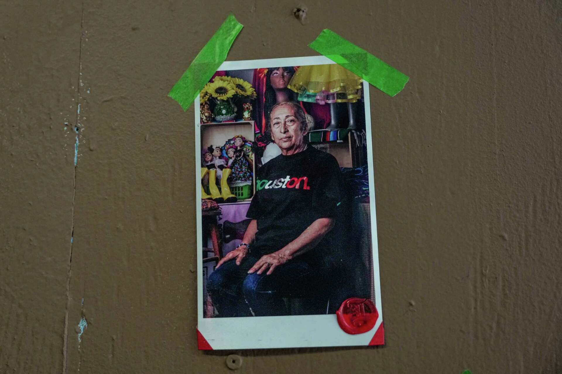 Photographers capture Latino culture at Houston-area flea market