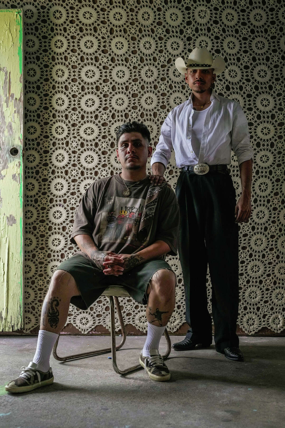 Photographers capture Latino culture at Houston-area flea market