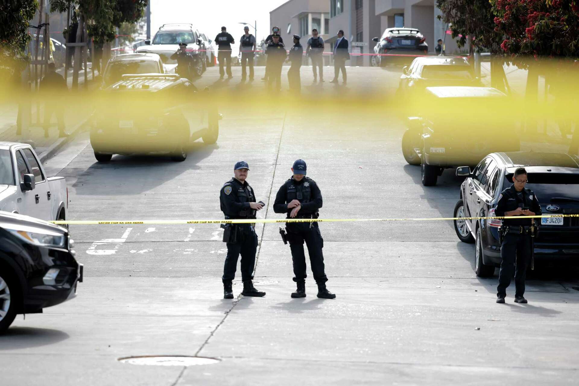 Video shows S.F. police fatally shoot man after he pointed pistol