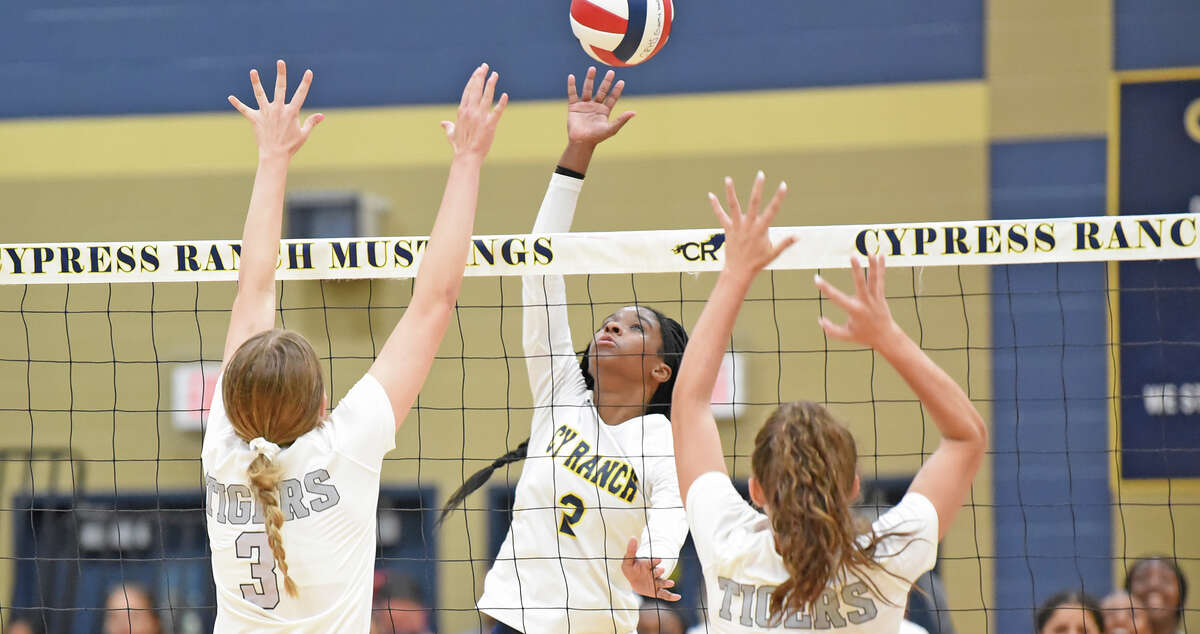 Cypress Ranch volleyball coach Collea McKinney ushers new era