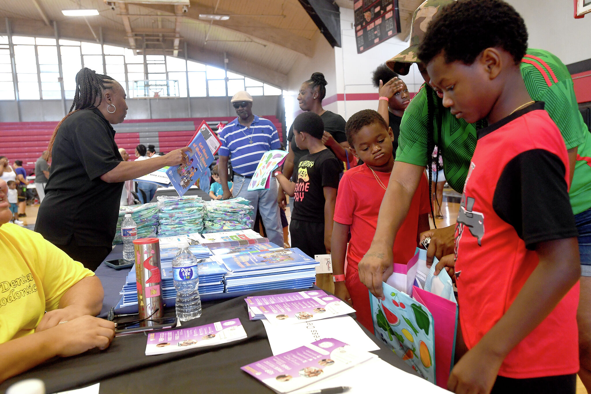 Port Arthur middle school hosts Linda's Lighthouse school event