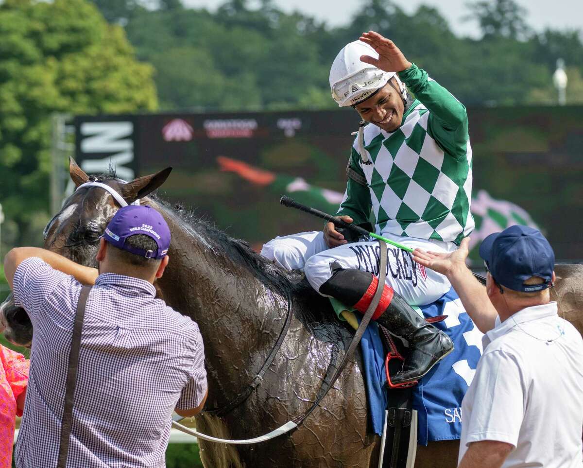 Test Stakes marred by catastrophic injury to Maple Leaf Mel