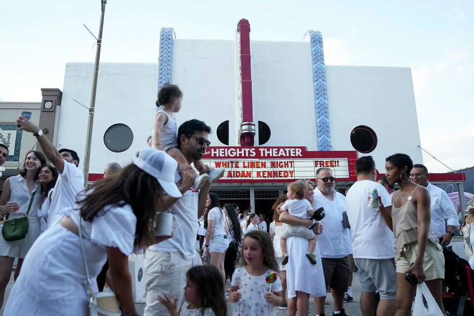 Things to do in Houston: Shakespeare Festival, White Linen Night