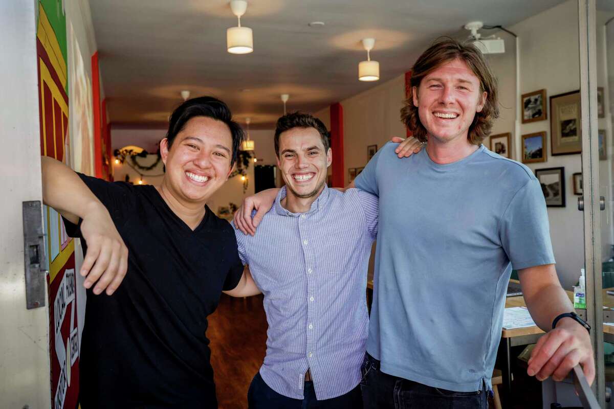 5th-generation San Franciscans offer tips for tourists at new center