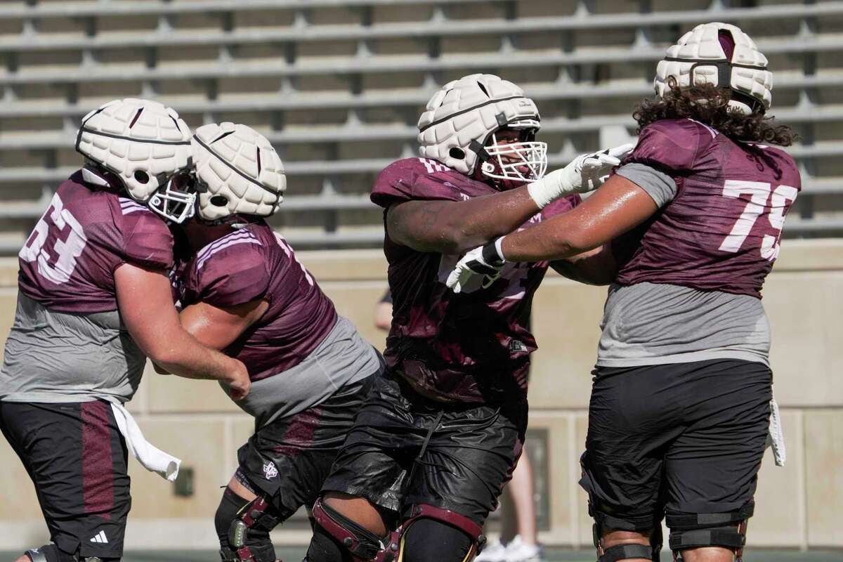 New Texas A&M OC Bobby Petrino running offense in SEC again