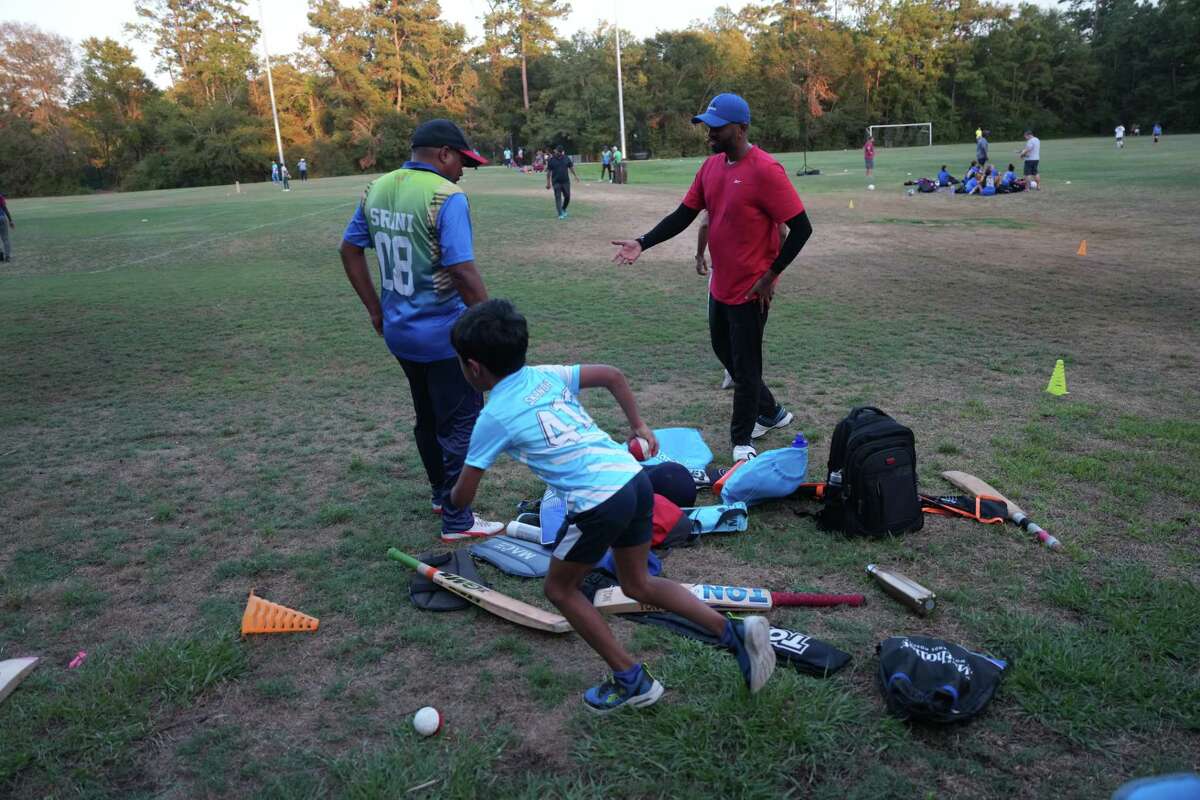Houston cricket craze continues with new Woodlands pitch