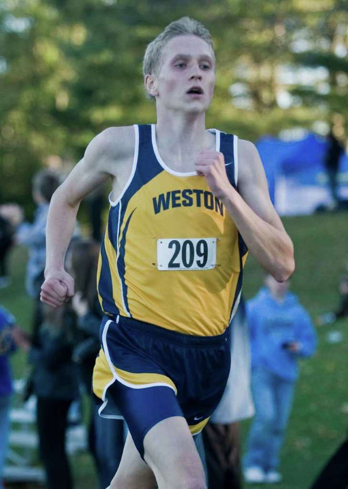 New Milford SWC cross country champs