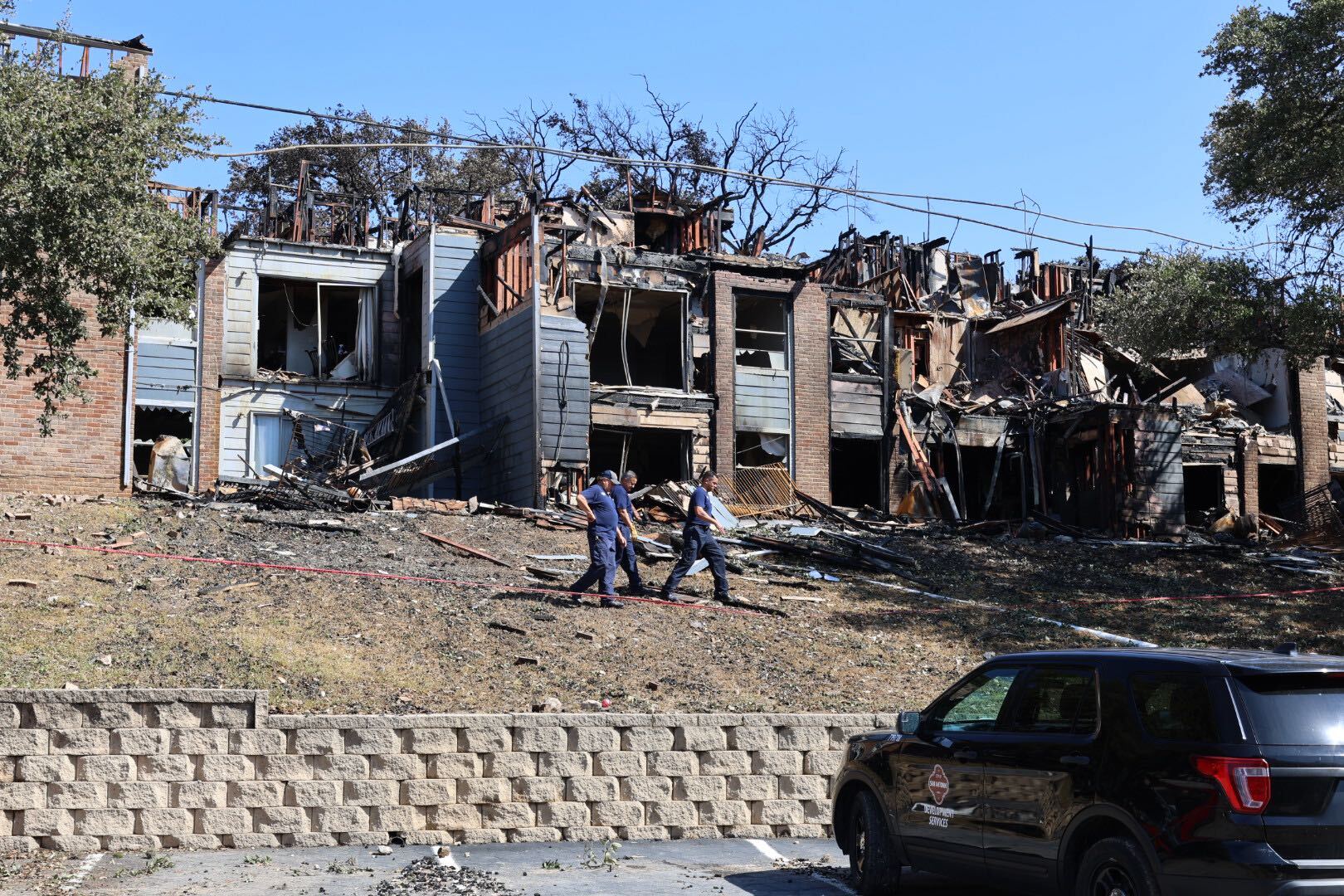 A San Antonio fire destroyed an apartment building