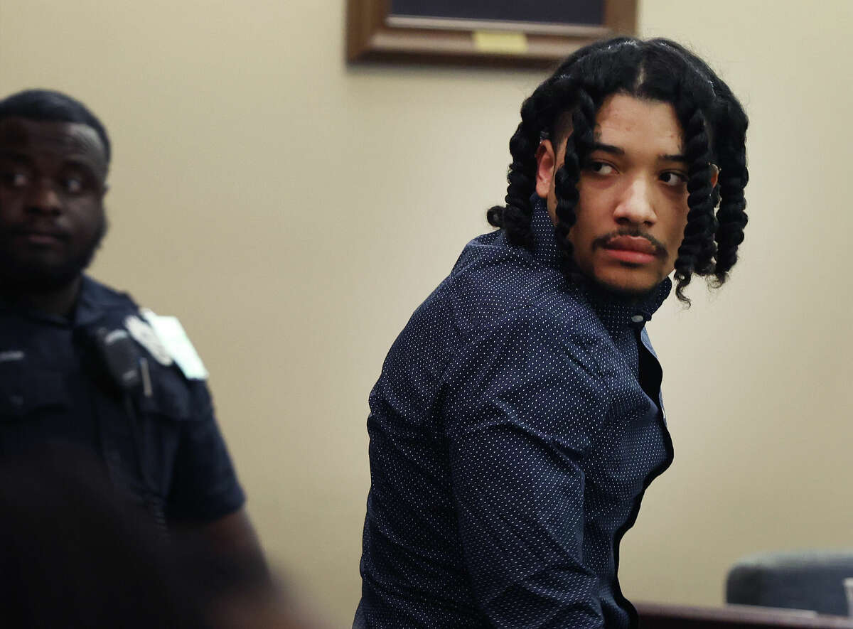 Bexar jury finds teen guilty of murder in 2022 MLK Day gunfight