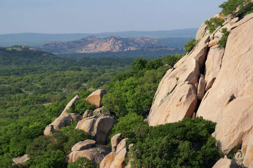 Enchanted Rock State Natural Area: A guide to the TX gem