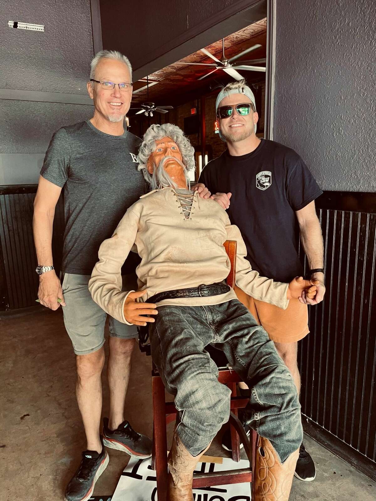 As Moses Rose’s Hideout closes, patron adopts mannequin mascot