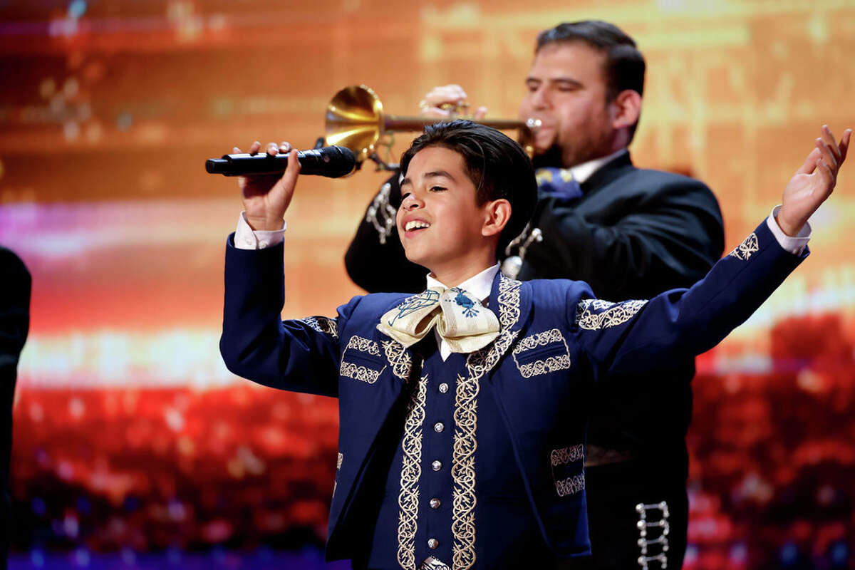 Mariachi singer Eduardo Antonio Treviño from Houston wows 'AGT' judges