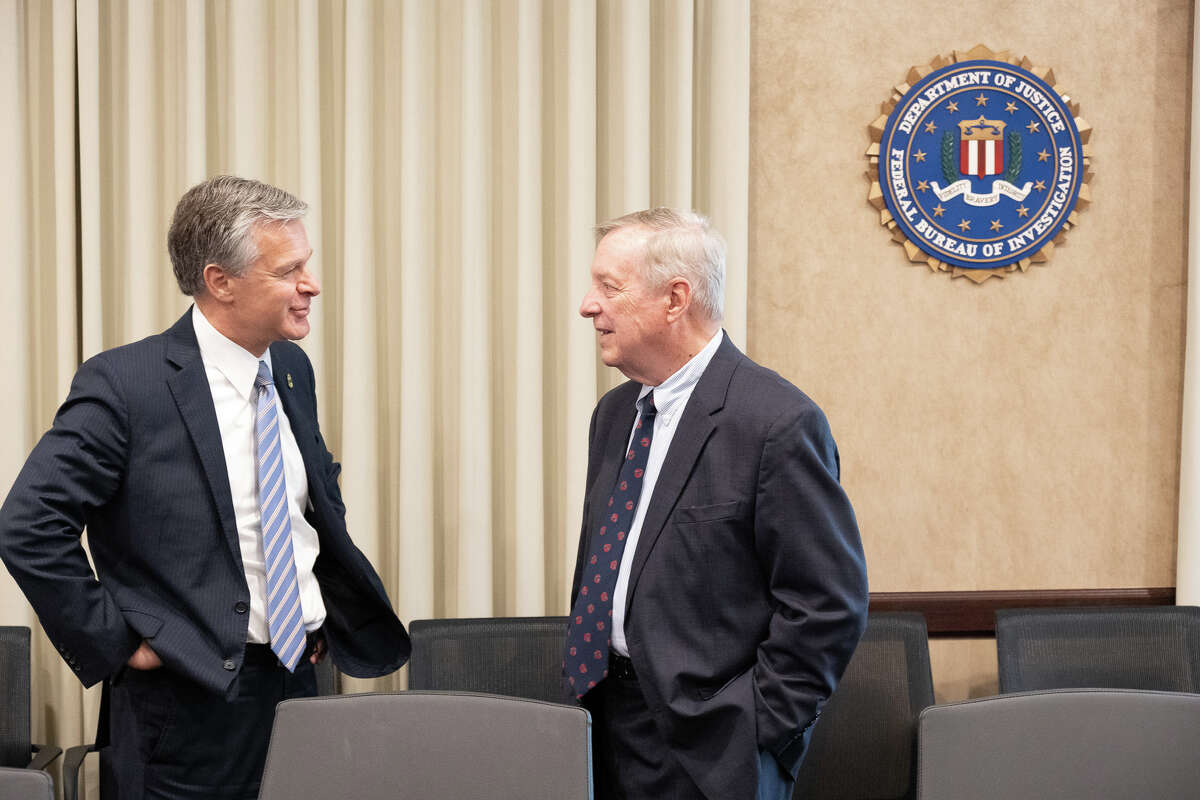 FBI director meets with officials at Springfield office