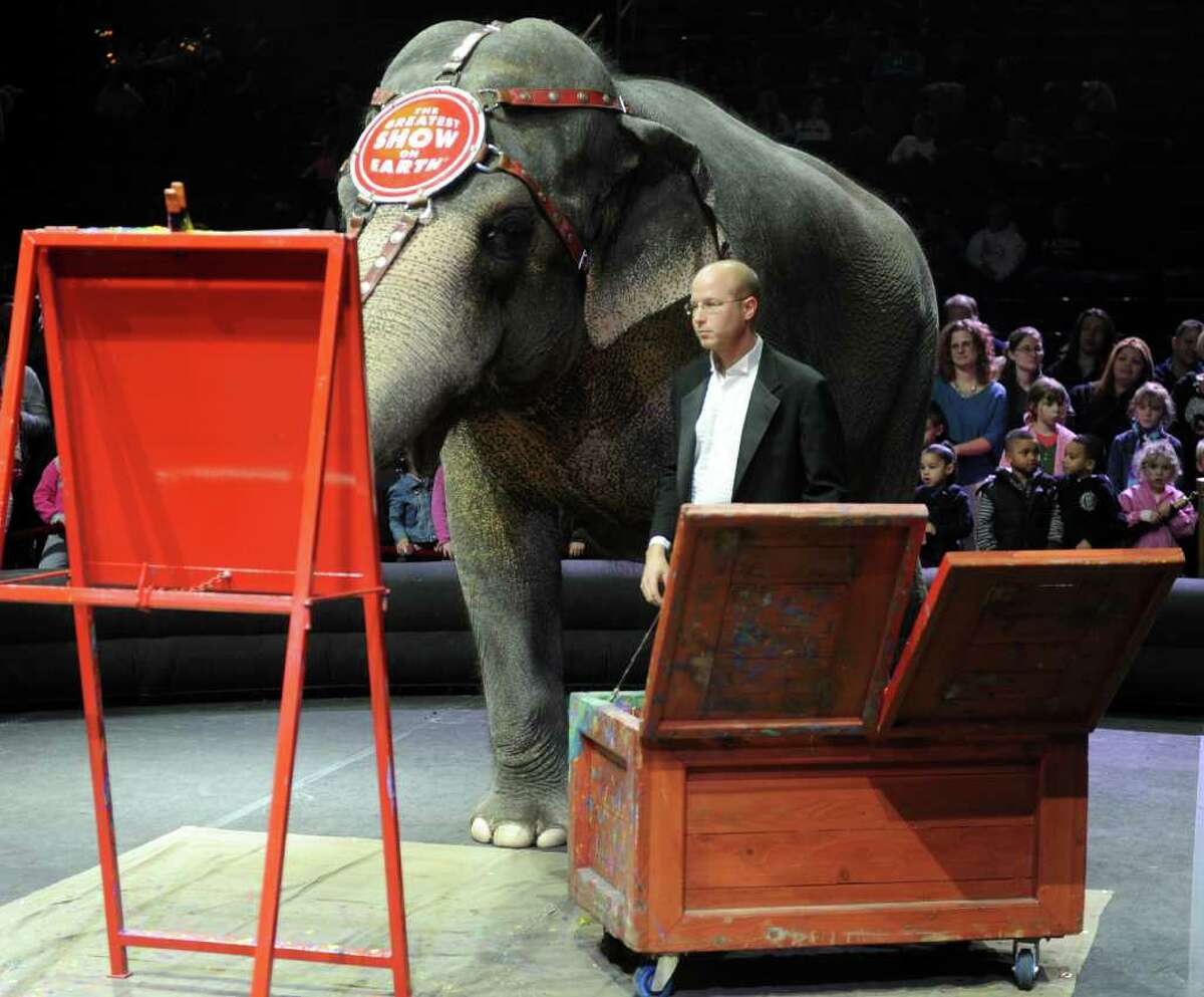 Circus comes to town 'Fully Charged'
