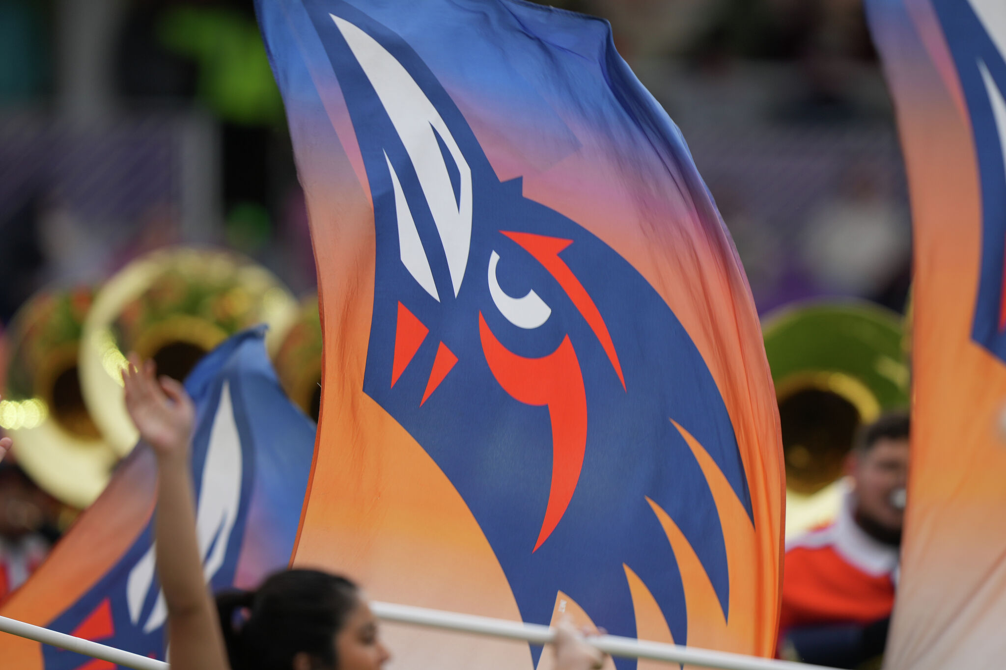 UTSA Roadrunners logo gets new hair design and S.A. approves