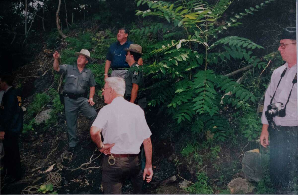 25 years ago, serial killer Gary Evans jumped from Troy-Menands bridge