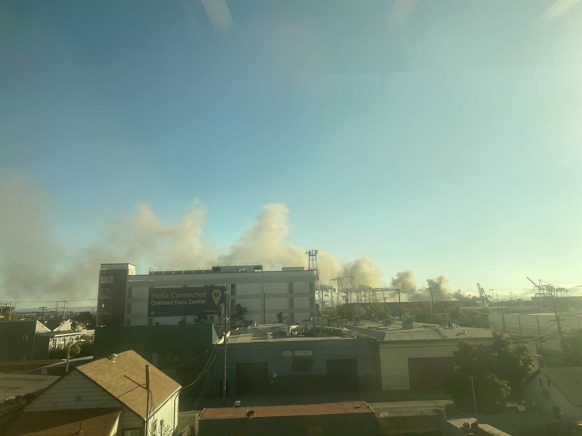 Crews battling fire at Schnitzer Steel near Port of Oakland