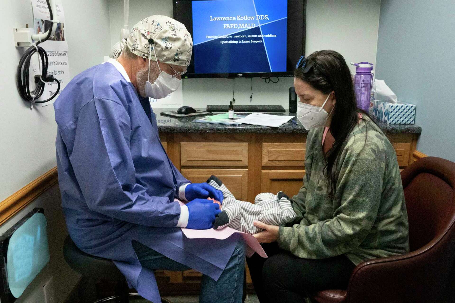 Fight looms as dental therapy bill introduced in New York