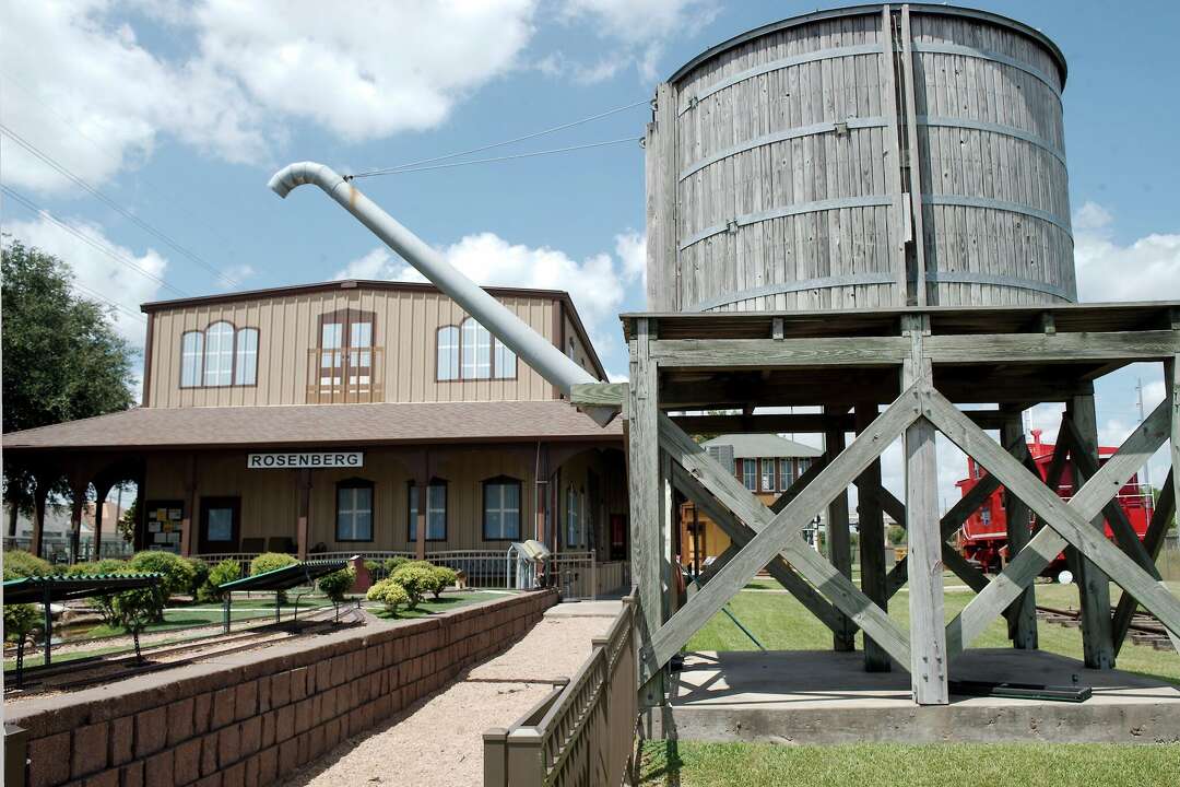 Rosenberg Railroad Museum keeps Houstonians on the right track