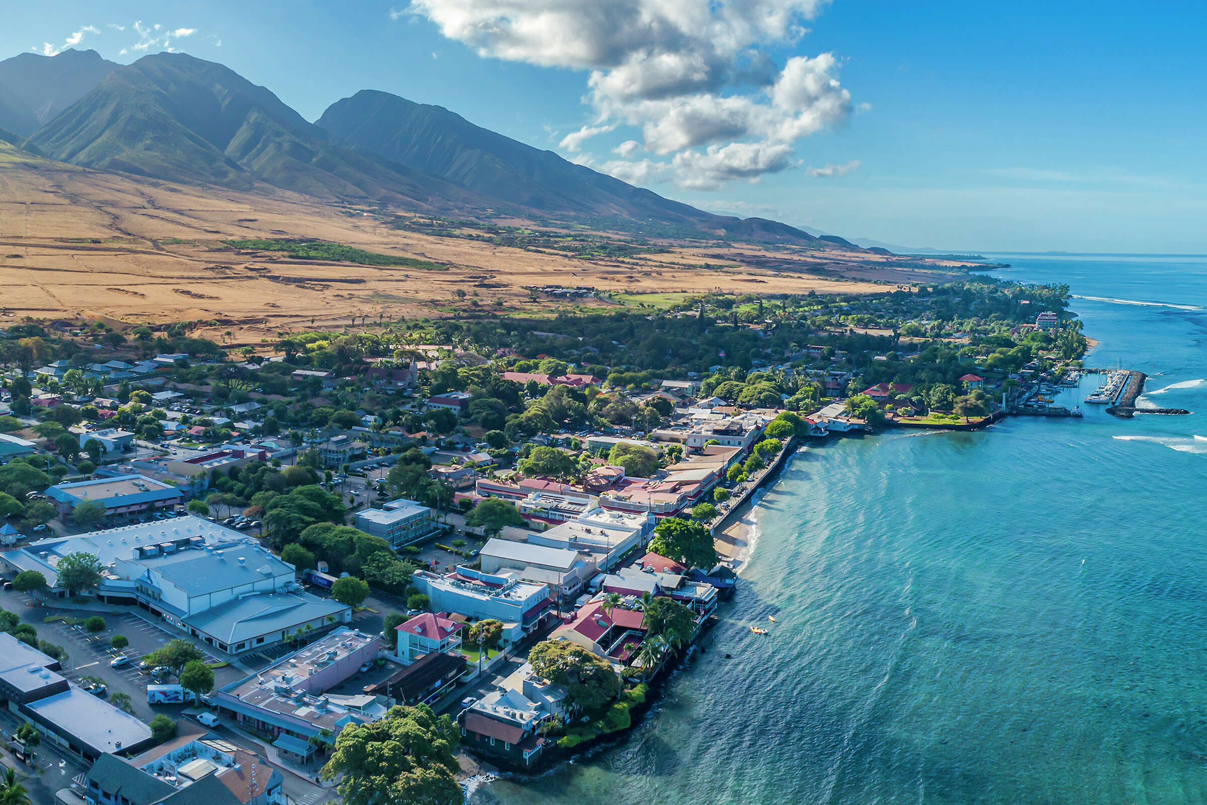 Before-and-after photos show Lahaina on Maui demolished by flames