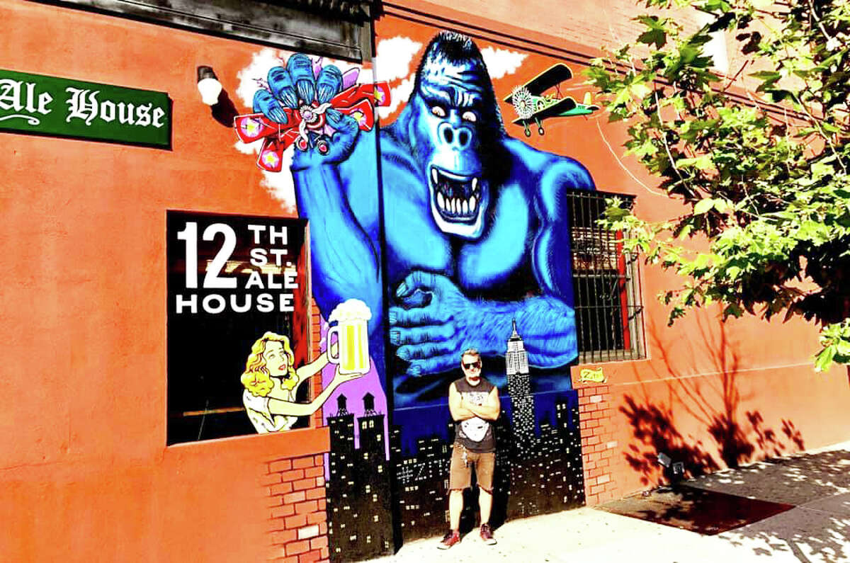 Well-known NYC artist creates giant food mural at Middletown CT diner