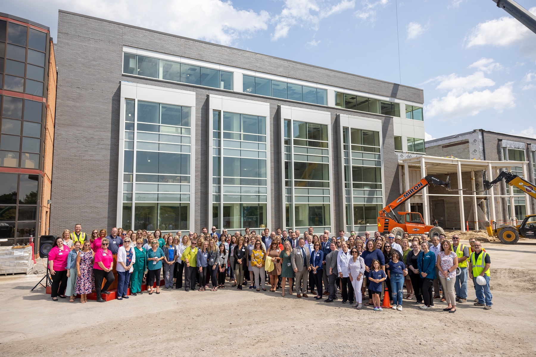MyMichigan Health holds beam raising ceremony for Pardee Center