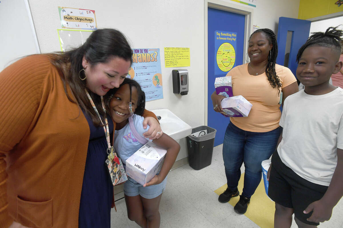 Beaumont elementaries hold Meet the Teacher night