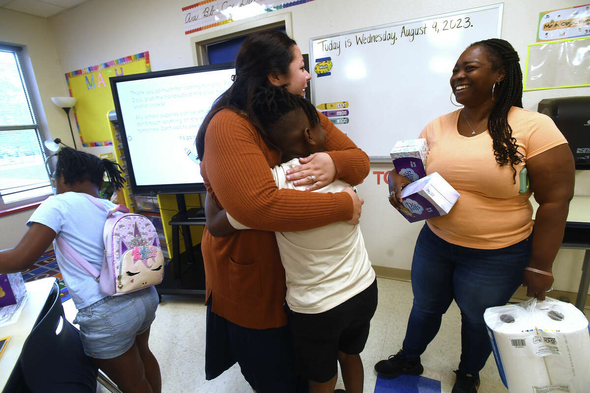 Beaumont elementaries hold Meet the Teacher night