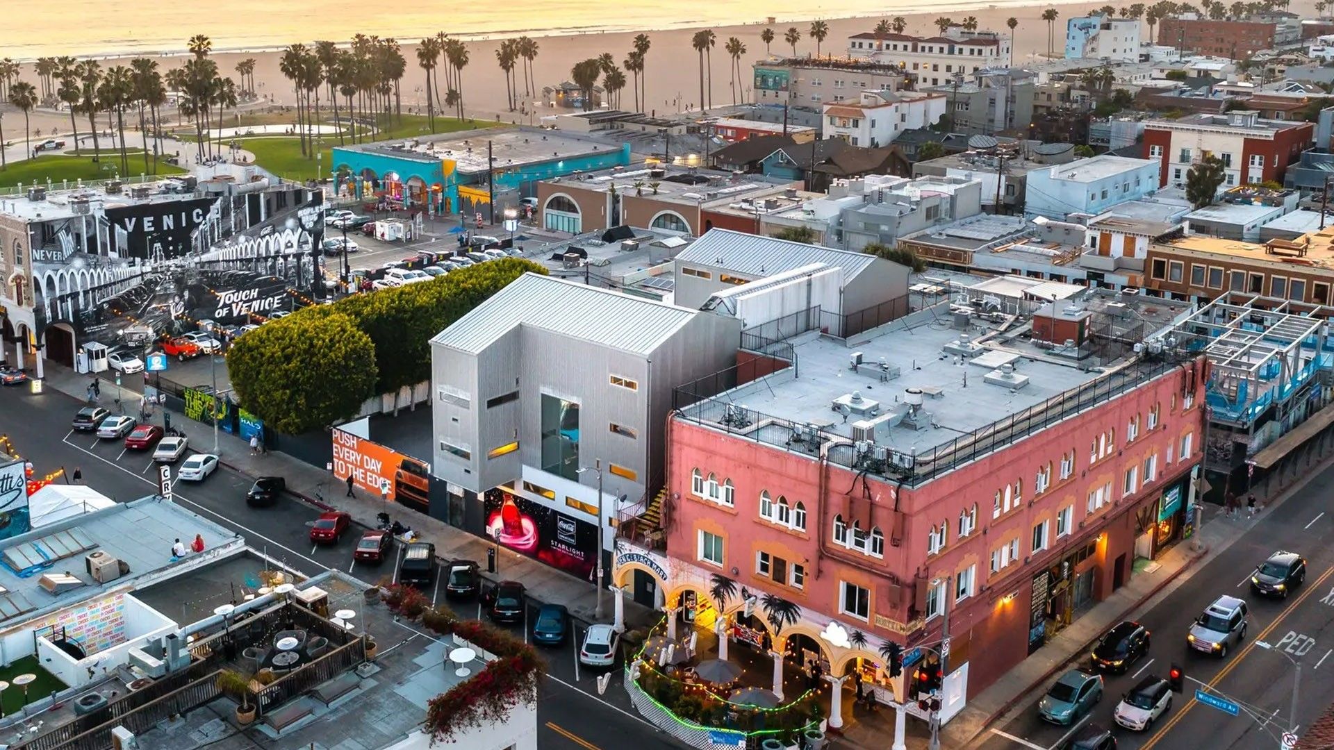 Iconic Venice Beach compound announces itself on the market for $32M
