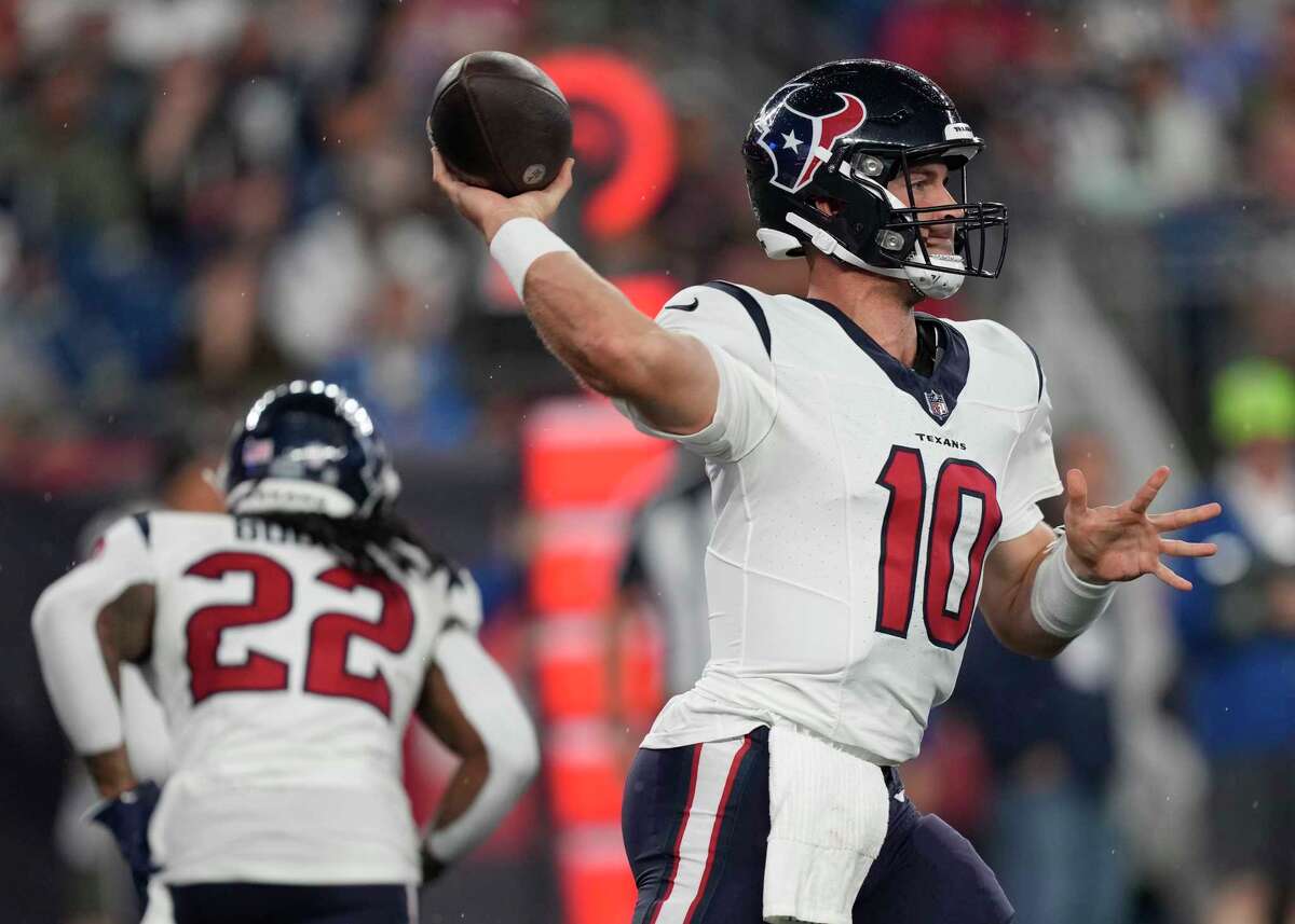 Houston Texans: QB competition between Stroud, Mills continues