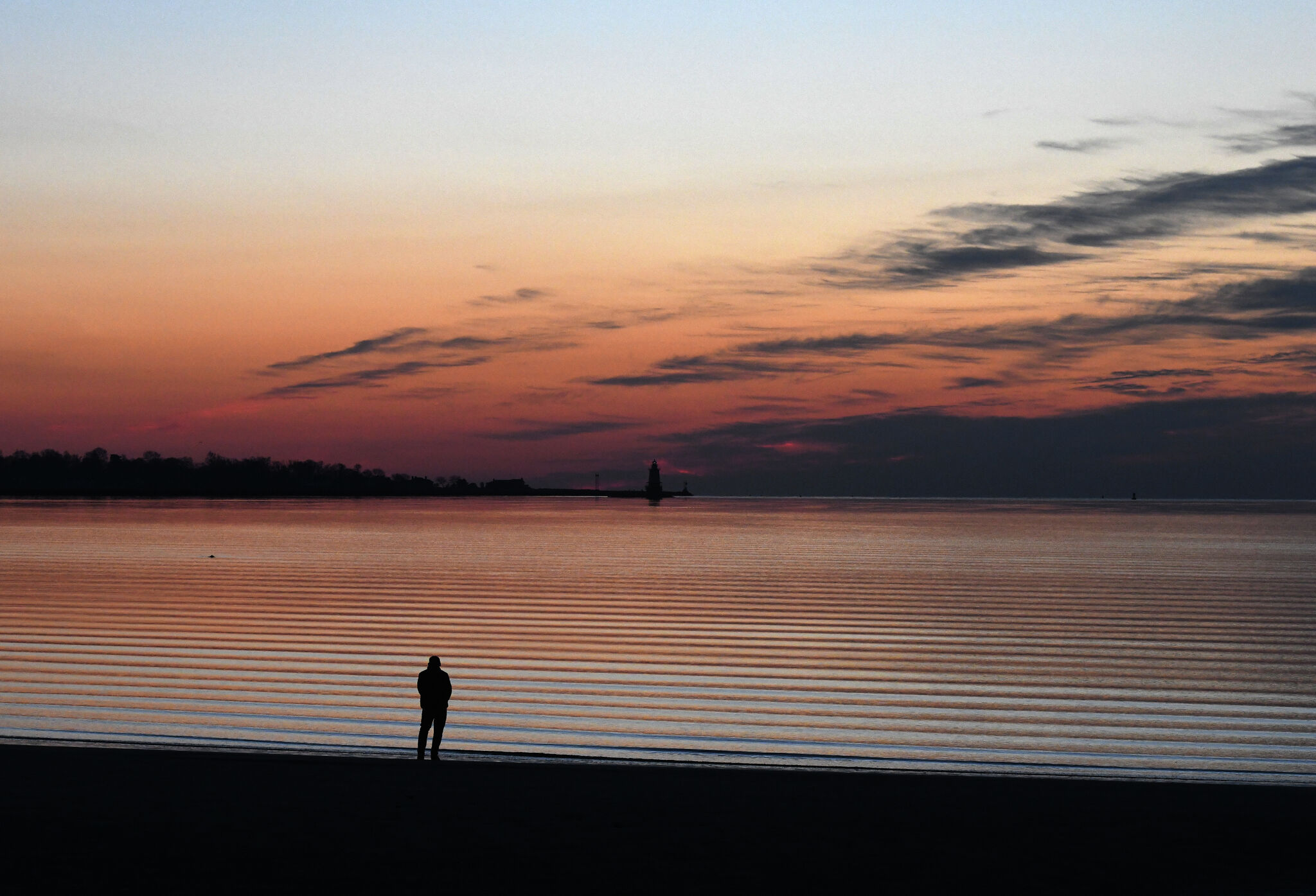 Swimmer's itch rash detected at Greenwich Point beach, officials say