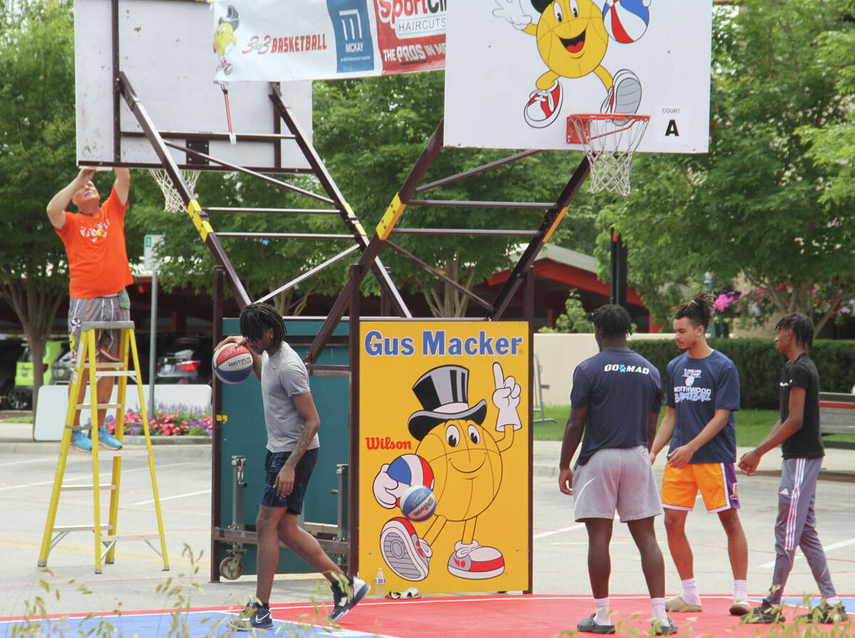 Gus Macker basketball sets up in Downtown Midland for weekend games